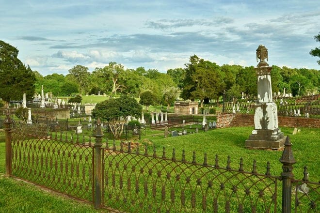 natchez city cemetery