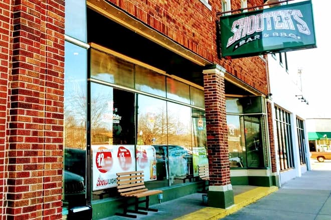 Shooters Bar & BBQ