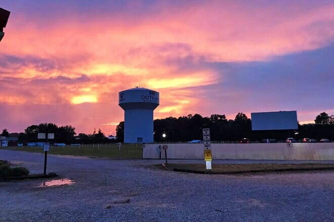 Star-Lite Drive-in — Newton