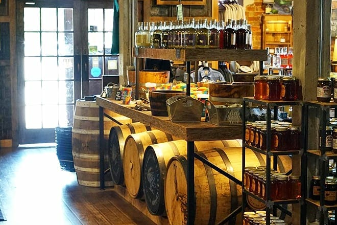 tennessee hills distillery