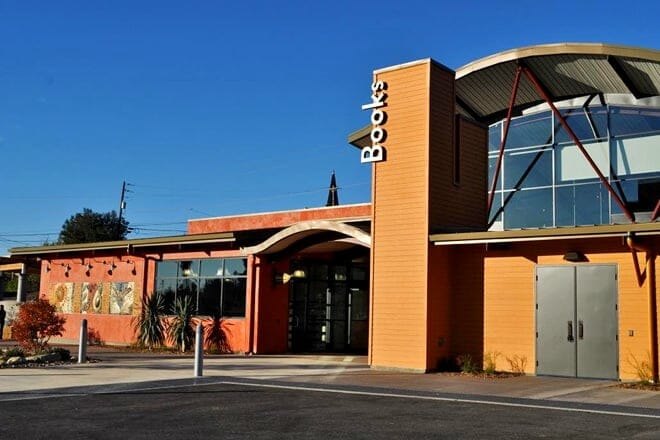 the fallbrook library