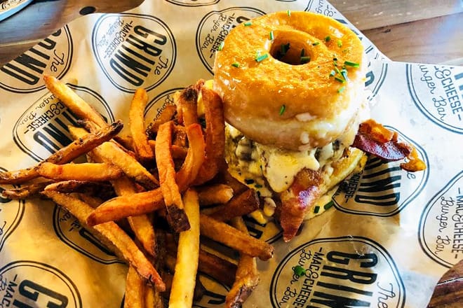 the grind mac and cheese burger bar