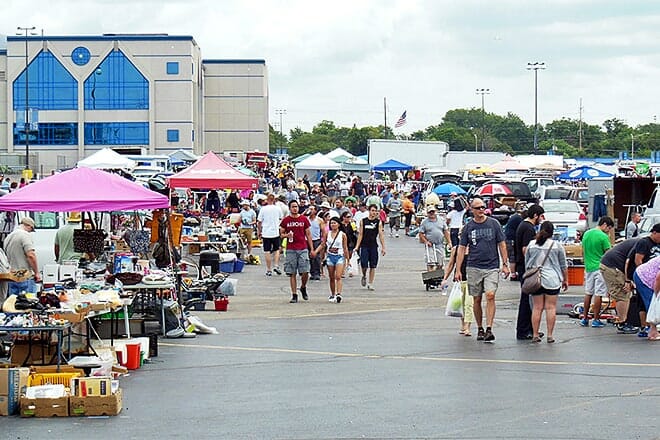 wolff&rsquo;s flea market