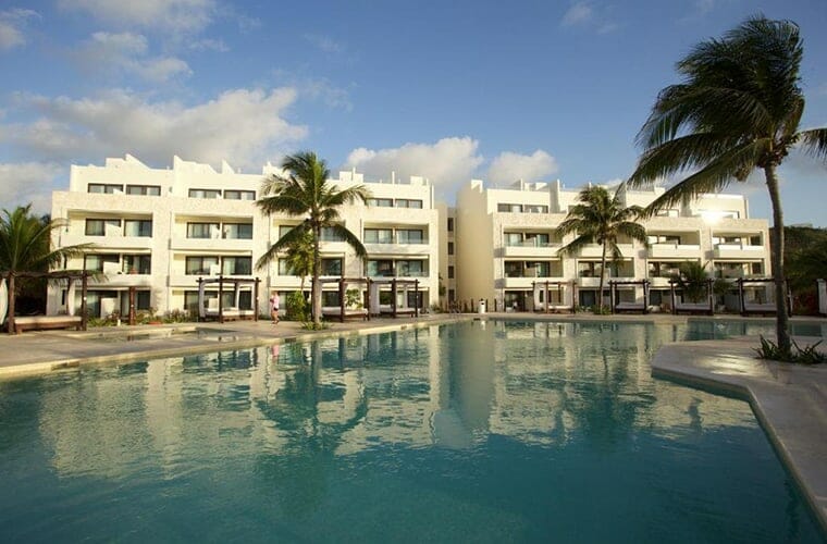 Akumal Bay Beach & Wellness Resort (Akumal)