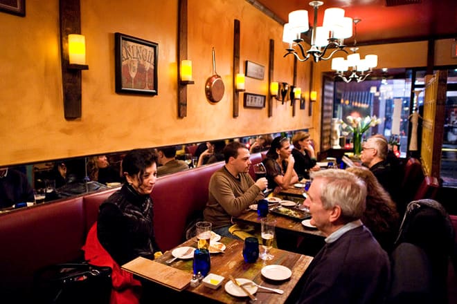  Alain's Petit Bistro