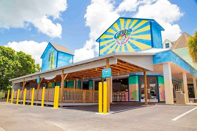 caddy&rsquo;s on the beach