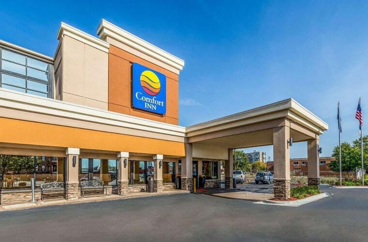 comfort inn downtown detroit