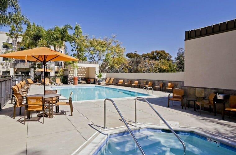 courtyard san diego carlsbad