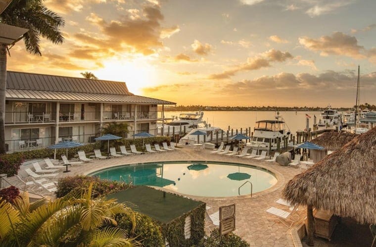 cove inn on naples bay