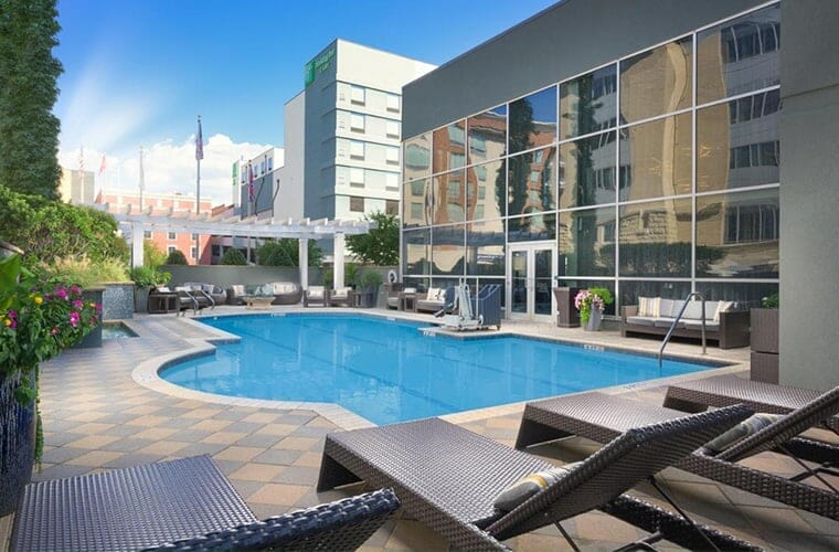 doubletree by hilton chattanooga