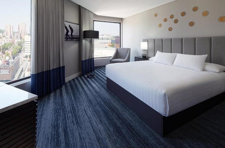 doubletree by hilton montreal