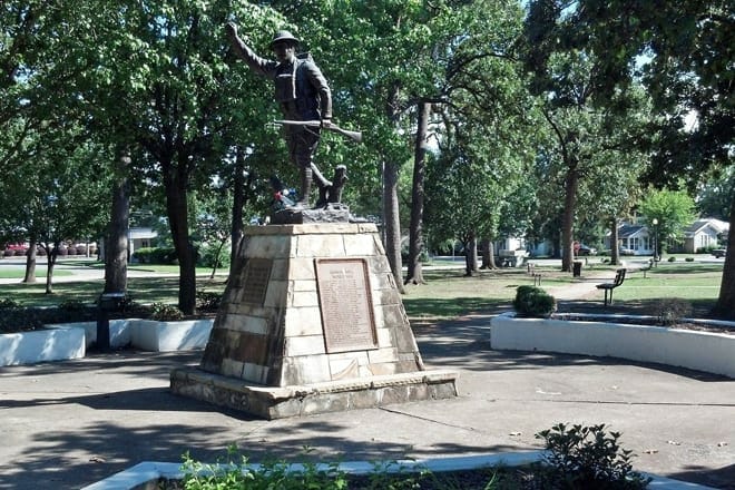 doughboy monument &ndash; debardeleben park