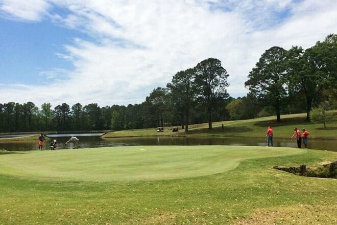 eagle springs golf course and recreation center