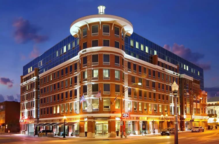 Hampton Inn & Suites Columbus-Downtown