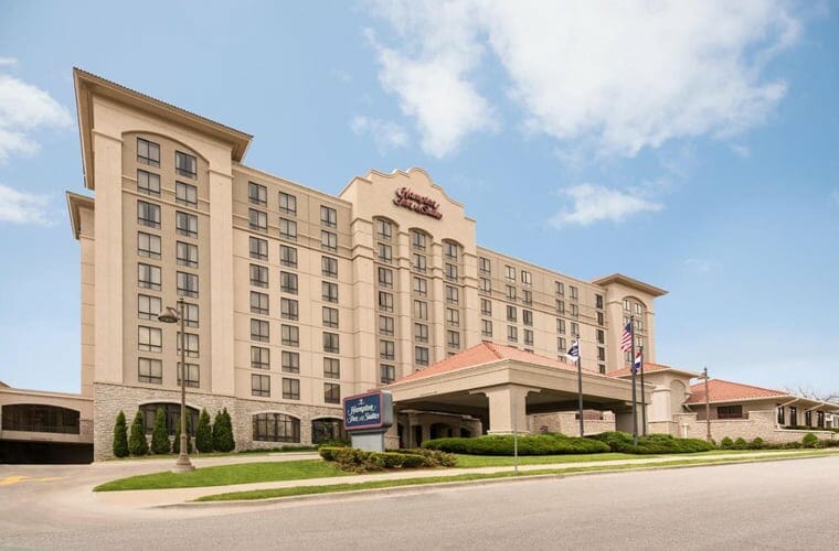 Hampton Inn & Suites Kansas City-Country Club Plaza