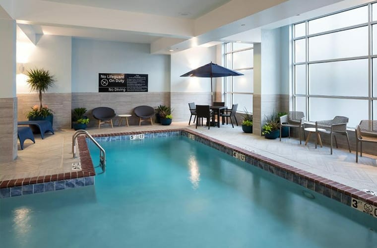 Hampton Inn & Suites Memphis - Beale Street