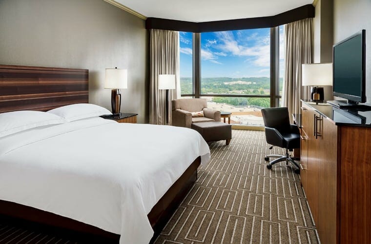 hilton charlotte university place