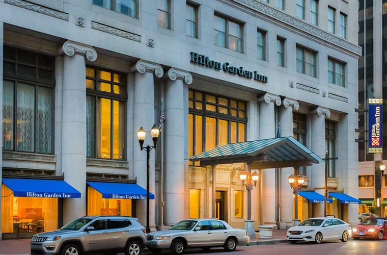 hilton garden inn indianapolis downtown