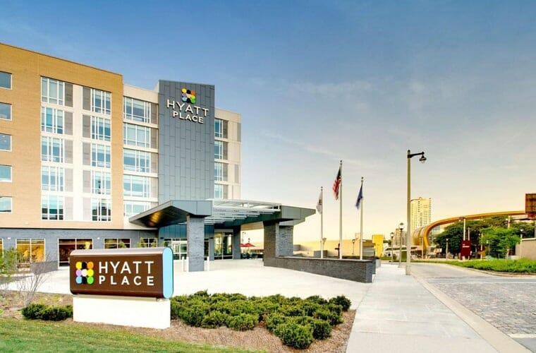 hyatt place milwaukee downtown
