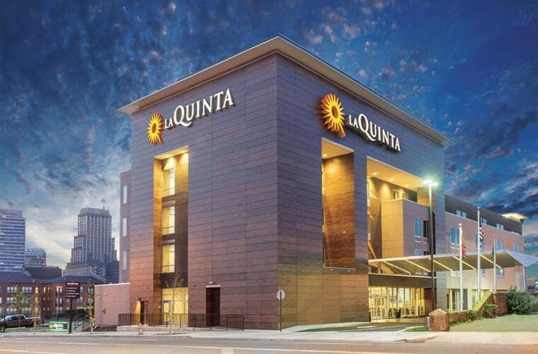 La Quinta Inn & Suites by Wyndham Memphis Downtown