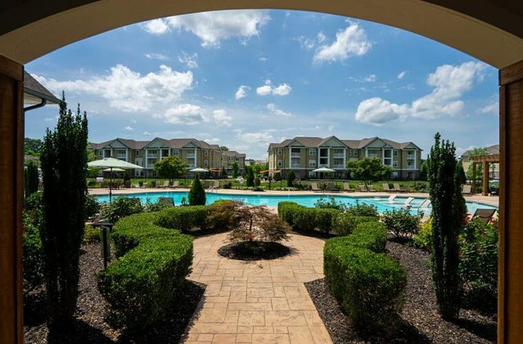 legends at white oak