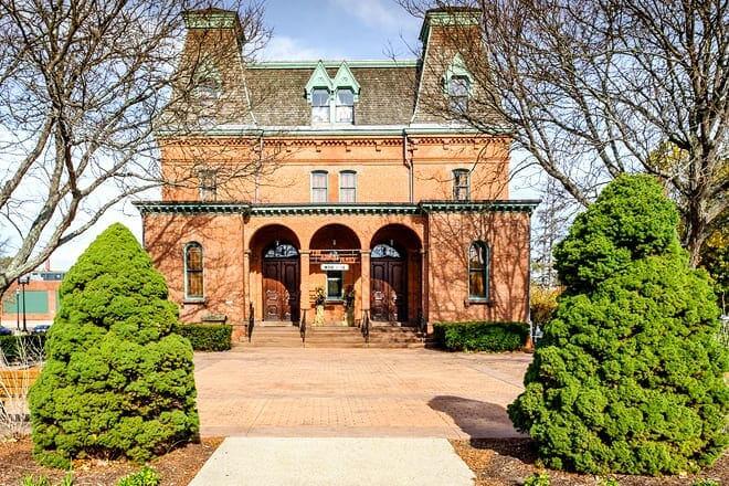 little theatre of manchester at cheney hall