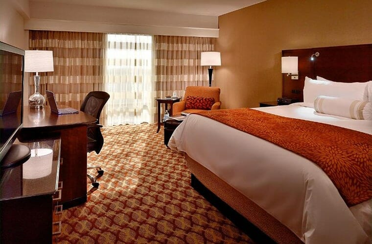 louisville marriott east