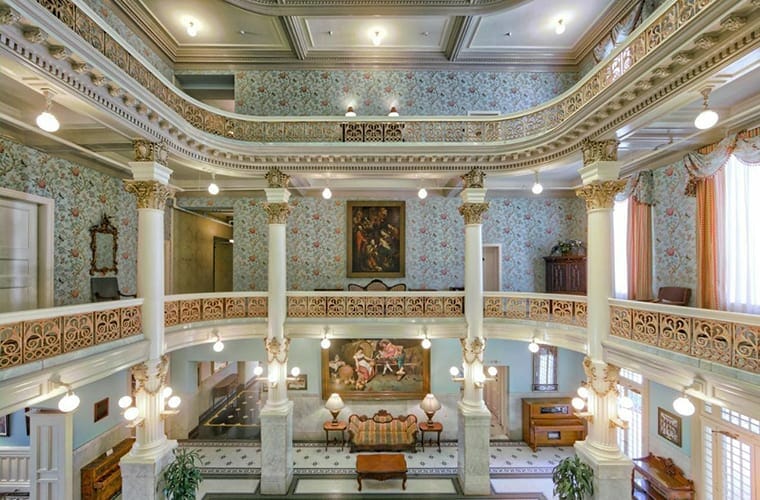 menger hotel