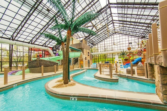pirates cay indoor water park