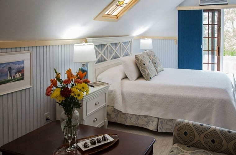 queen anne inn cafe & lounge