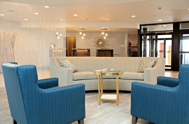 radisson hotel denver central