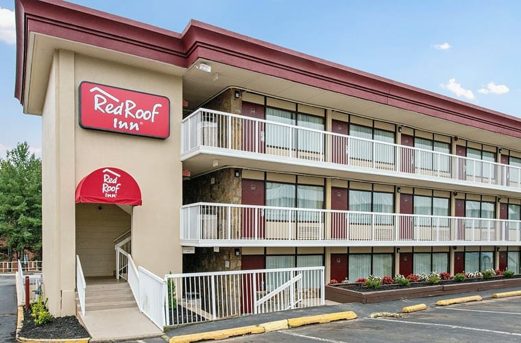red roof inn charlottesville