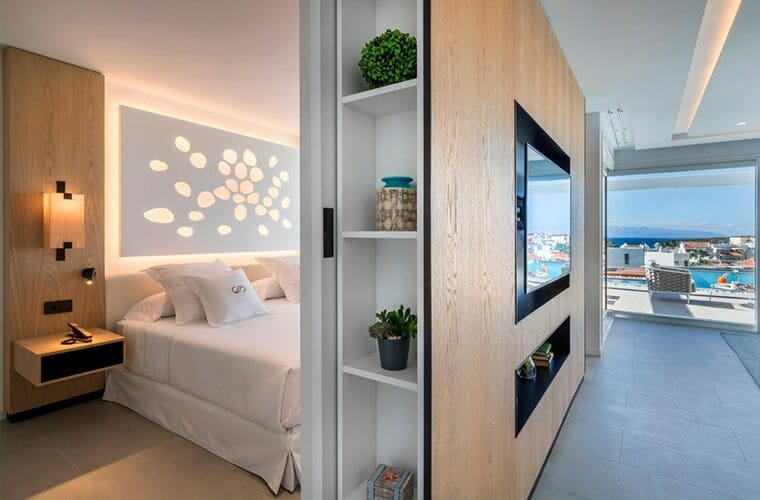 royal hideaway corales suites