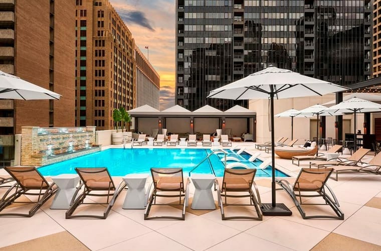 the adolphus autograph collection