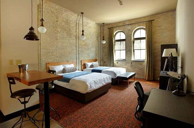 the brewhouse inn & suites