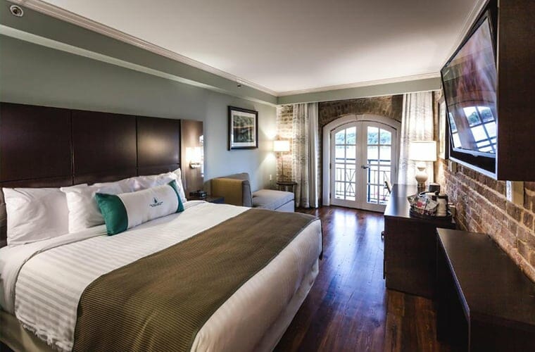 The Cotton Sail Hotel Savannah, Tapestry Collection by Hilton