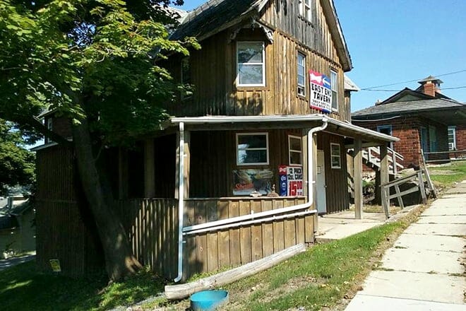 the east end tavern (permanently closed)