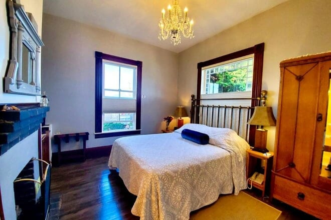 Captain's Inn at Moss Landing