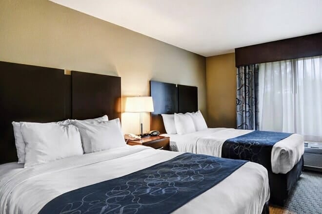 comfort suites near hot springs park