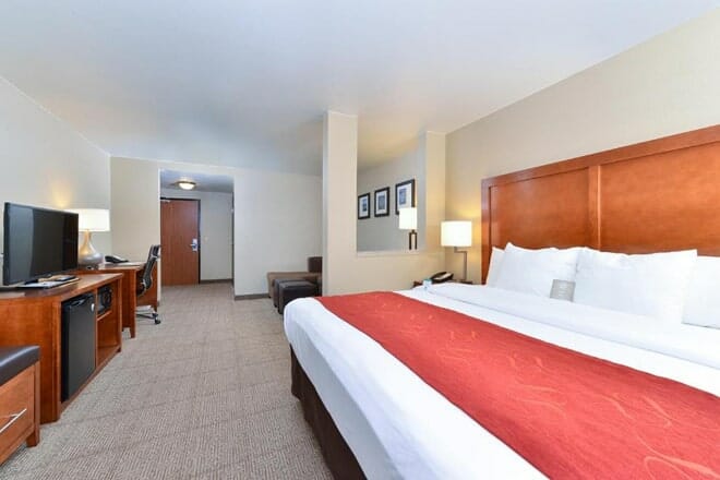 Comfort Suites Redding - Shasta Lake