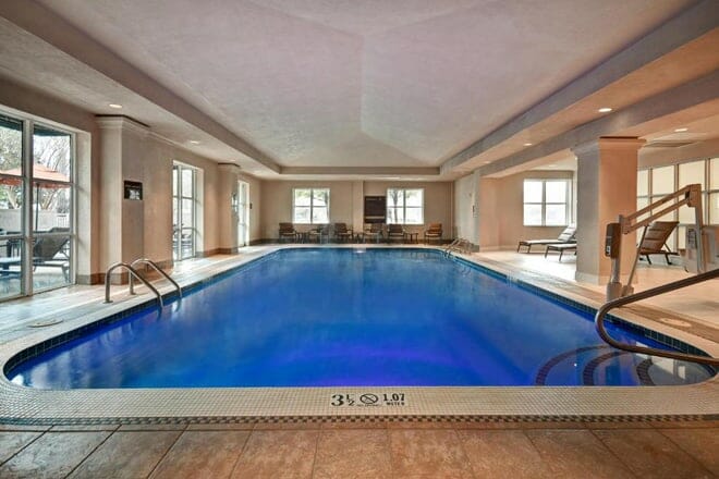 embassy suites by hilton little rock