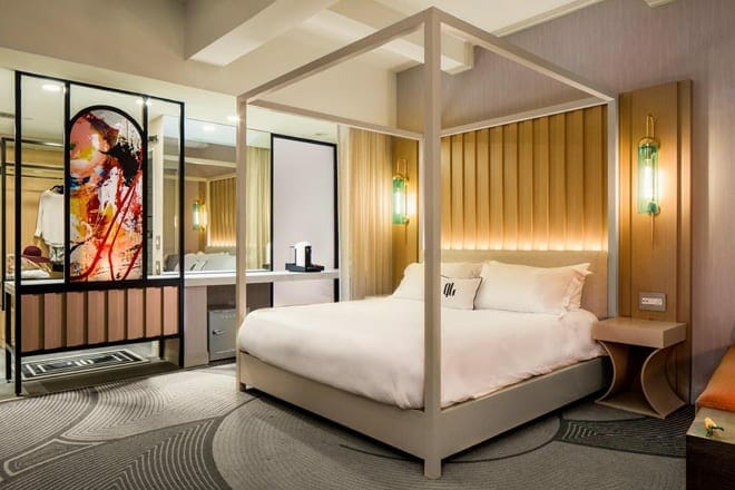 glass light hotel & gallery, autograph collection