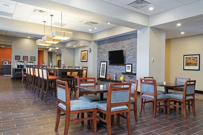 hampton inn kalamazoo