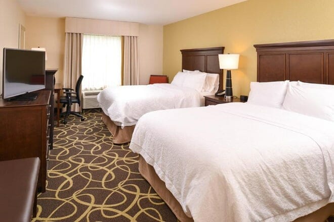 hampton inn omaha midtown &ndash; aksarben area