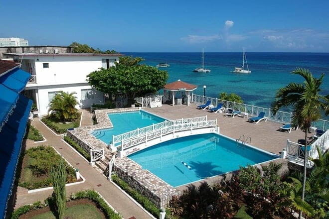 hibiscus lodge hotel