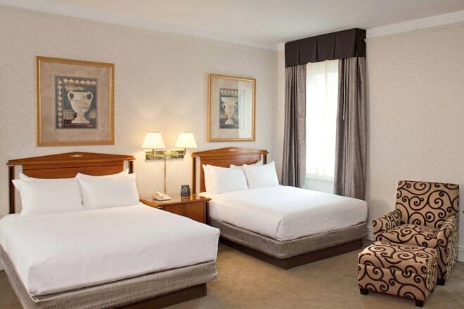 hilton cincinnati netherland plaza