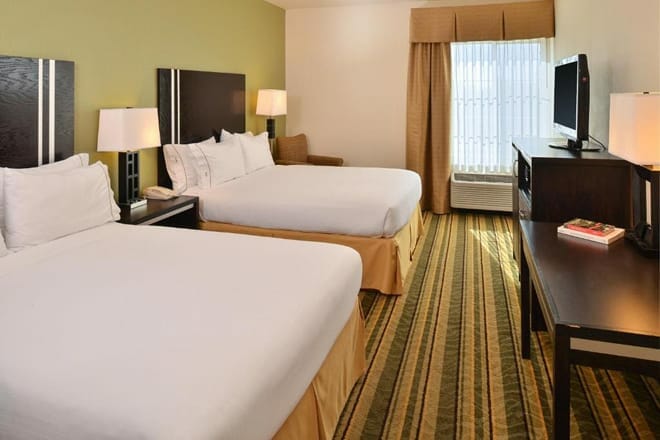 Holiday Inn Express & Suites Berkeley, an IHG hotel