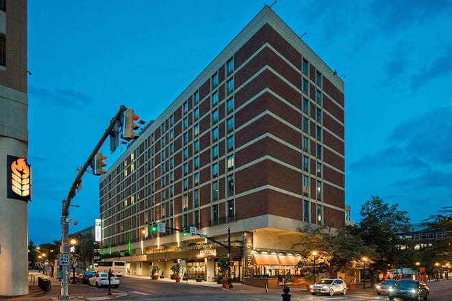 holiday inn lancaster, an ihg hotel