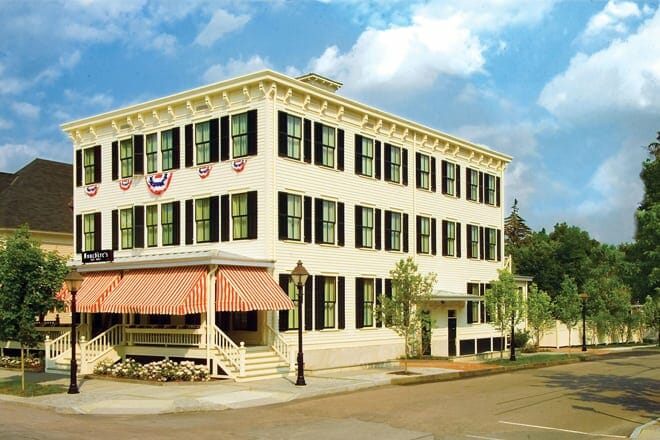 hotel fauch&egrave;re &mdash; milford