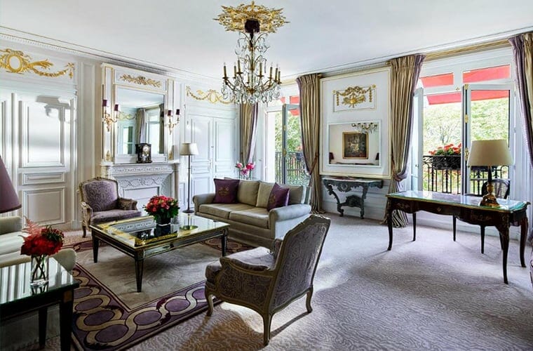 H&ocirc;tel Plaza Ath&eacute;n&eacute;e &mdash; Paris, France